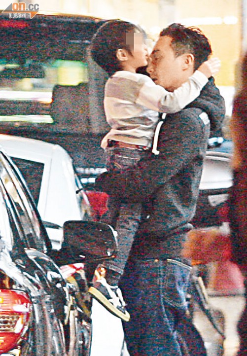 Chilam Cheung and Anita Yuen Visit Pet Store to Please Morton ...