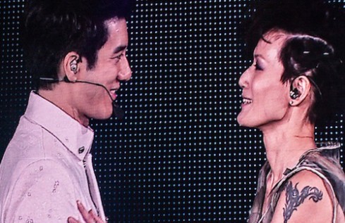 Leehom Wang Shows Off Cantonese Slang at Hong Kong Coliseum ...