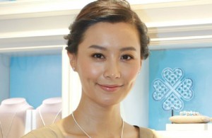 Fala Chen is Willing to Wait for Love – JayneStars.com