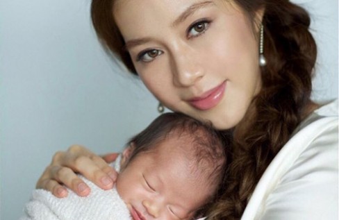 Cathy Chui Gives Birth to Fourth Child – JayneStars.com