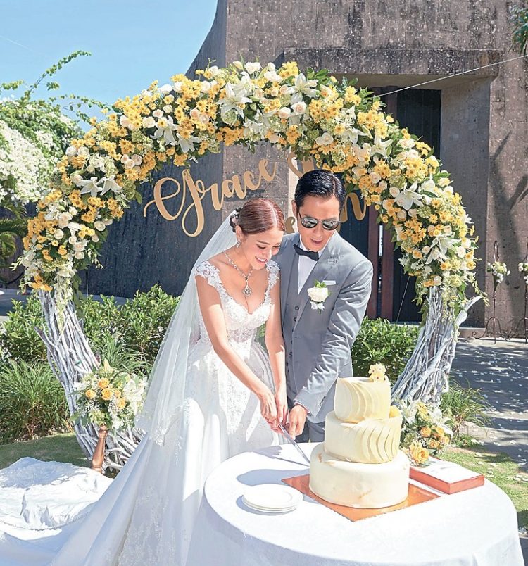 [Celebrity Weddings] Kevin Cheng and Grace Chan Finally Tie the Knot in ...