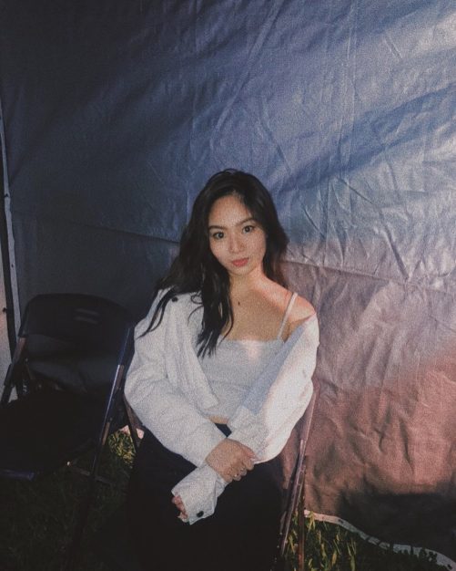 Kimberley Chen Walks Her Dogs in a Bikini – JayneStars.com