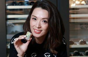 Alice Chan is Skilled in the Kitchen – JayneStars.com