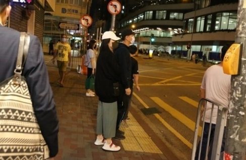 Kenneth Ma is Dating Roxanne Tong – JayneStars.com