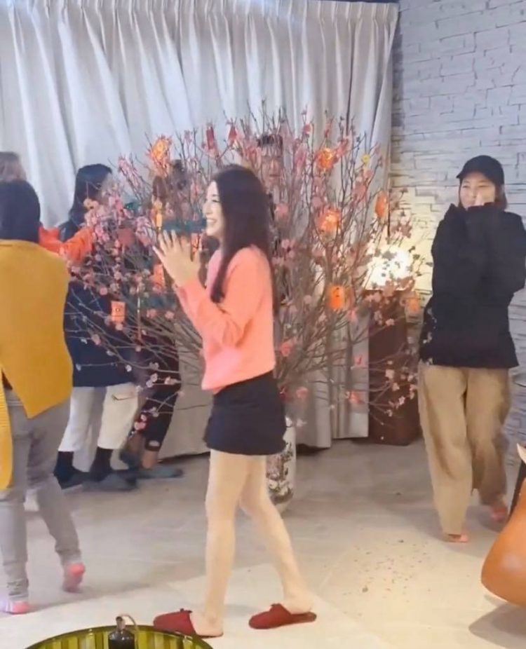 Rosina Lam Reveals Her Luxury Home – JayneStars.com
