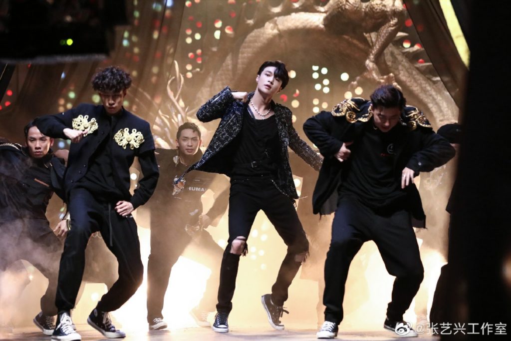 Lay Zhang Dominates Variety Shows – JayneStars.com