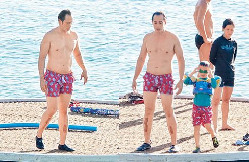 Moses Chan Reveals “Dad Bod” on Family Beach Day – JayneStars.com