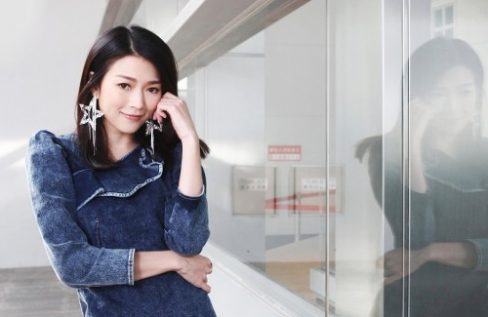 Shiga Lin Yearns For a Complete Family – JayneStars.com