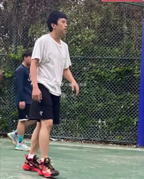 Celebrities Support Chinese Fashion Brands Amid Xinjiang Controversy ...