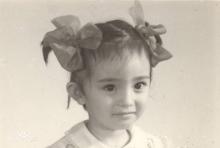 10 Chinese Celebrities Who Were Child Actors – JayneStars.com