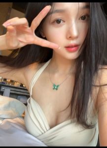 Li Xian is Dating an Influencer? – JayneStars.com