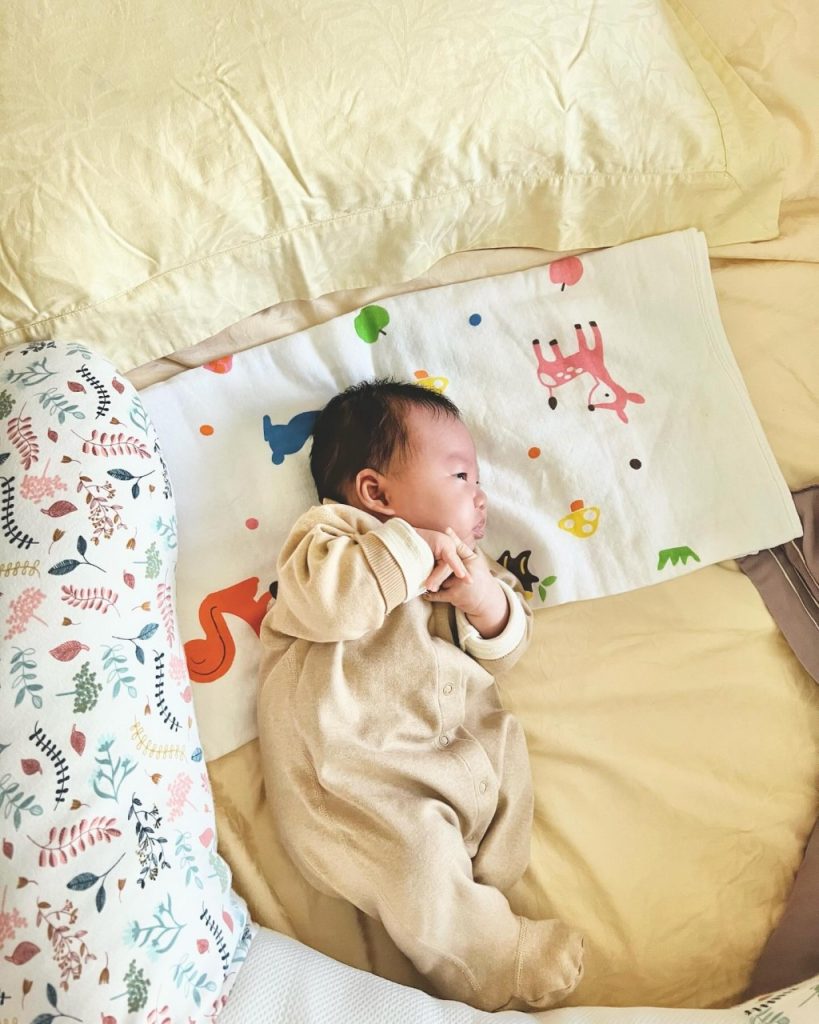 Benjamin Yuen and Bowie Cheung Share Photos of Newborn Son – JayneStars.com
