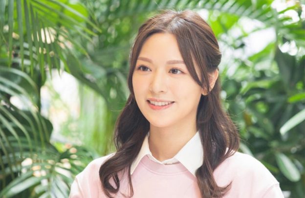 Miss Hong Kong 2016, Crystal Fung, Tarnished Innocent Image with ...