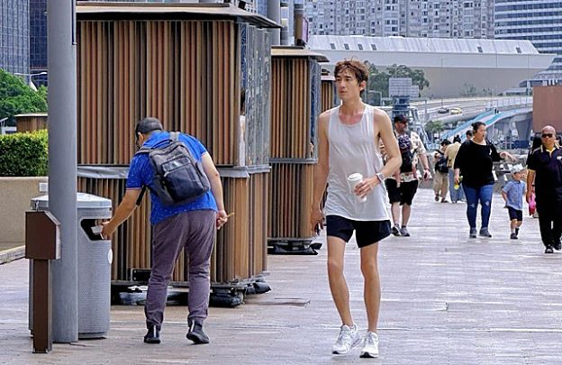 Lin Gengxin Spotted with New Girlfriend, Shi Ruiyi – JayneStars.com